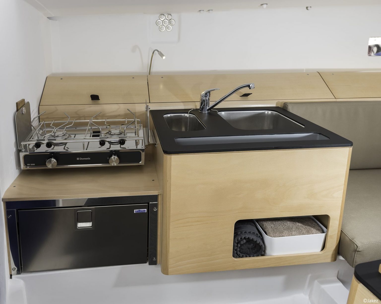 Pogo 30 - POGO STRUCTURES